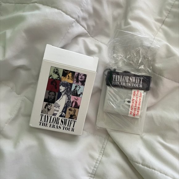 Taylor Swift | Wearables | Nwt Taylor Swift The Eras Tour Vip Led Light ...